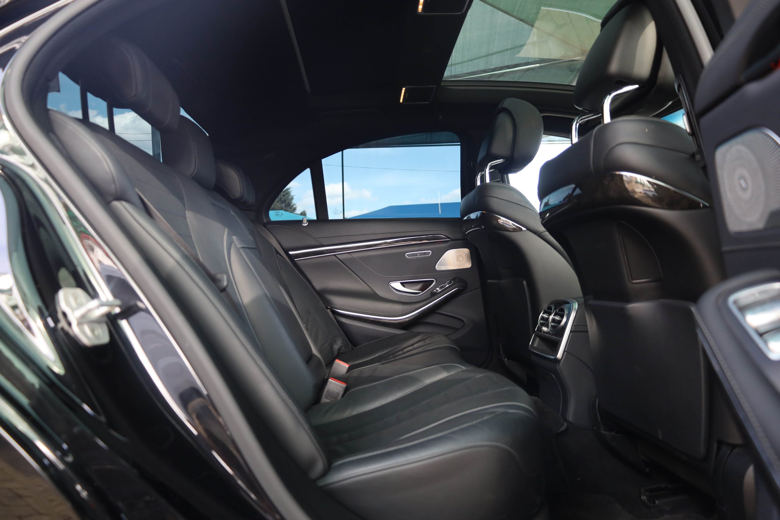 MERCEDES BENZ S400 HYBRID AMG – Sammy Traders Ltd