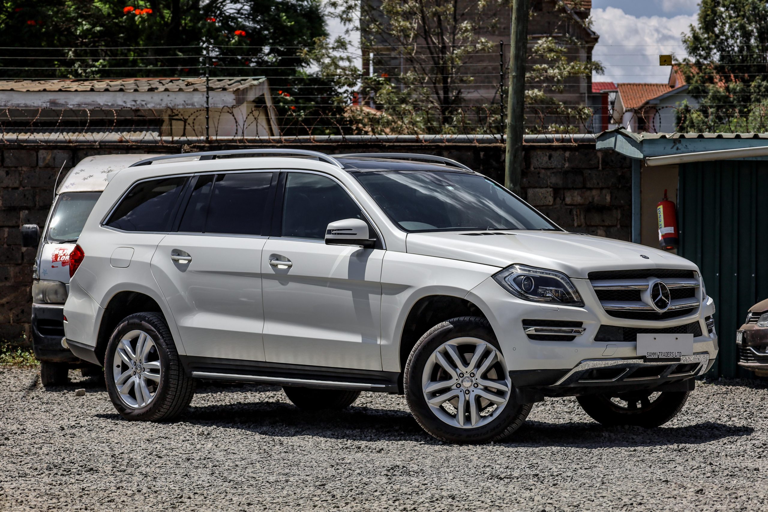 MERCEDEZ BENZ GL 350 – Sammy Traders Ltd
