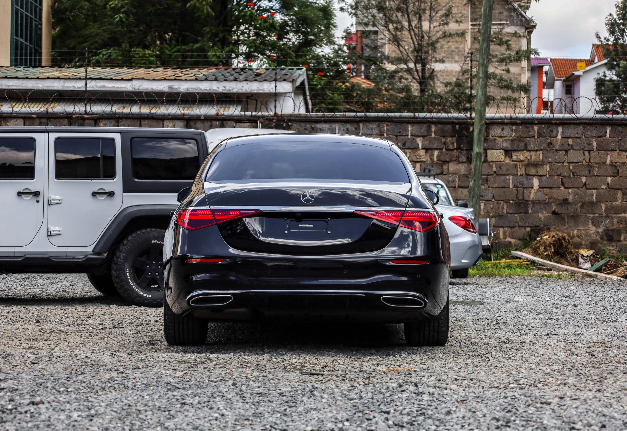 MERCEDES BENZ S400D – Sammy Traders Ltd
