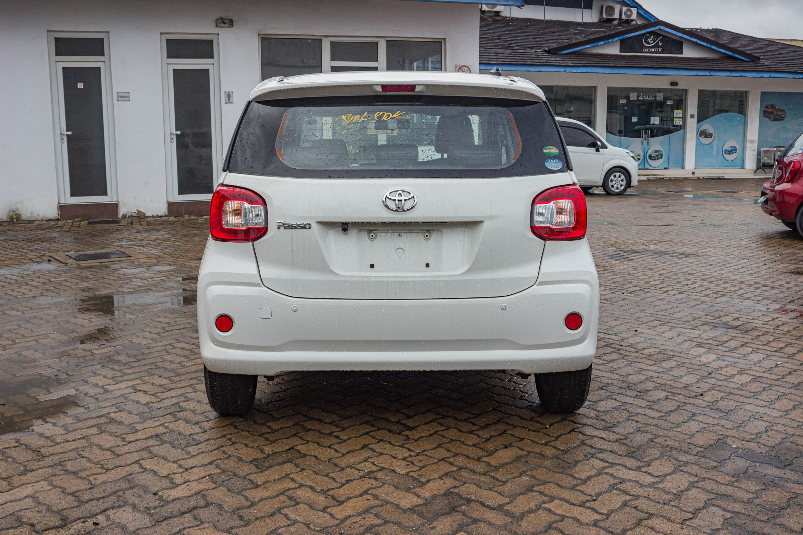 Toyota Passo White 2017 – Sammy Traders Ltd