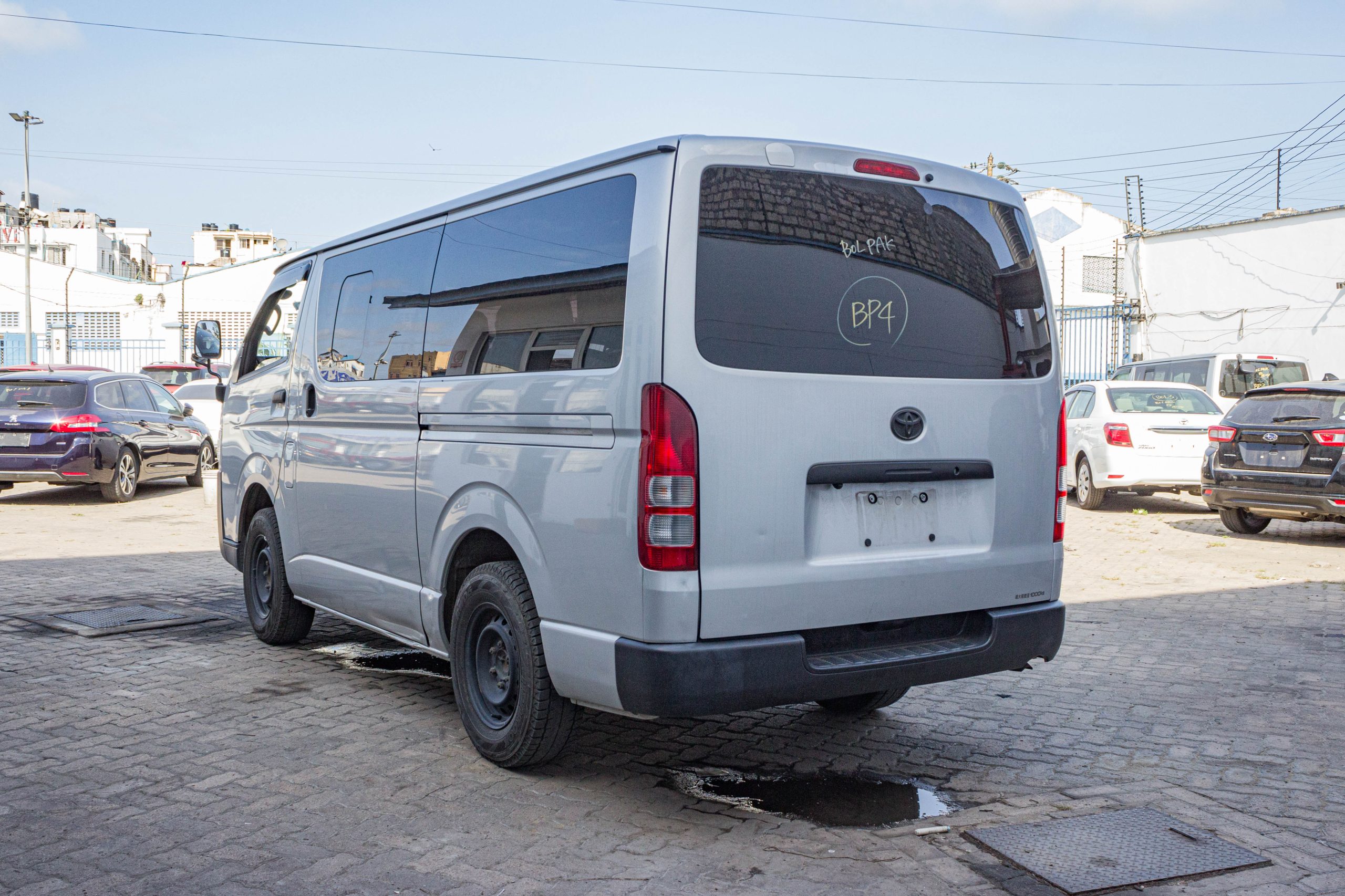 Toyota Hiace 7L 2017 Silver – Sammy Traders Ltd
