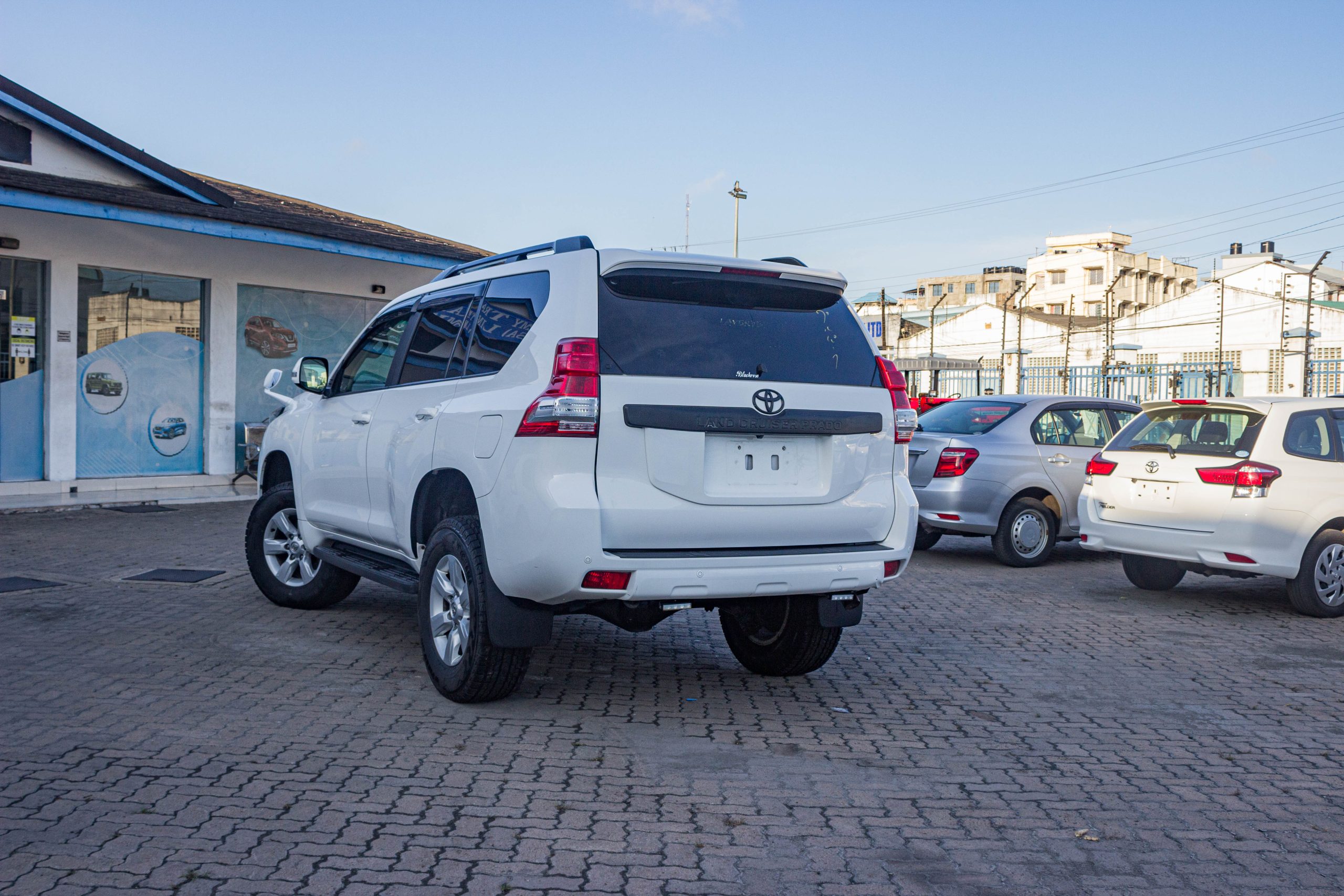 Toyota Landcruiser Prado White Diesel 2017 – Sammy Traders Ltd