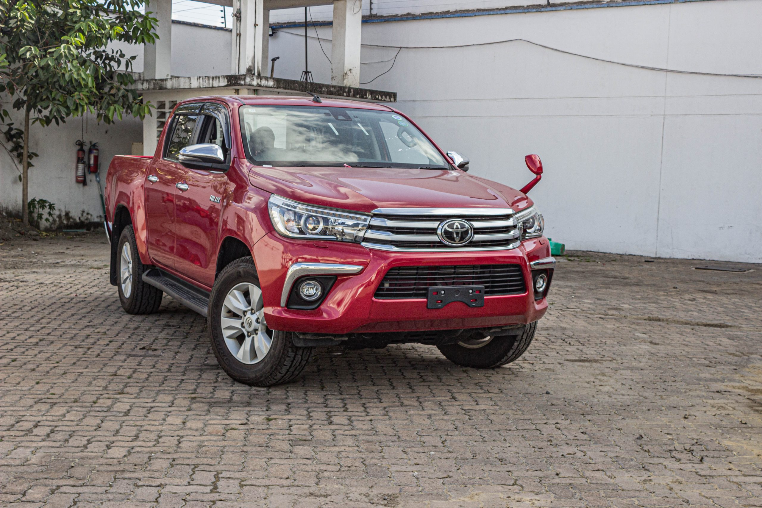 Toyota Hilux REd – Sammy Traders Ltd