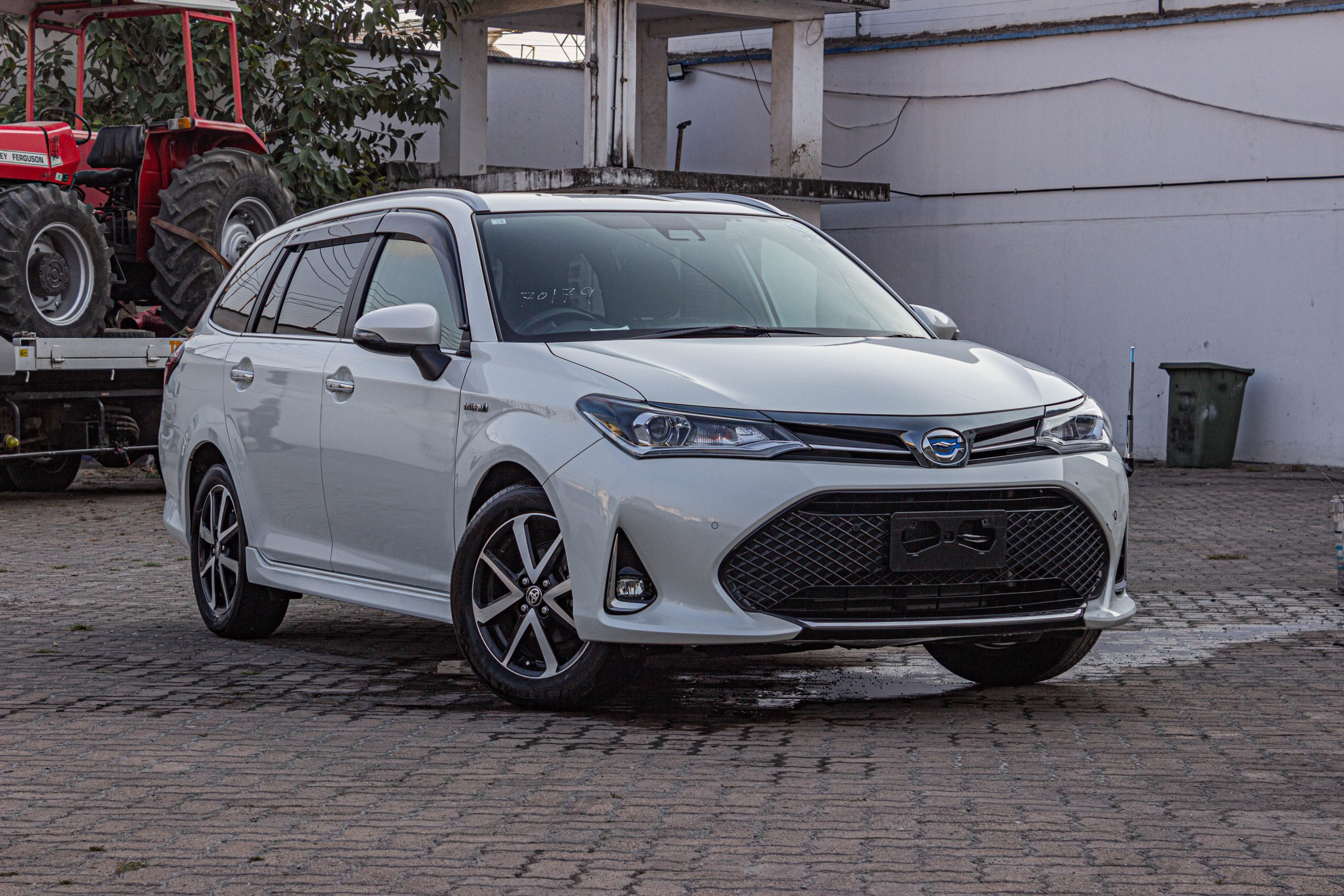 Toyota Fielder WXB Hybrid 2018 – Sammy Traders Ltd