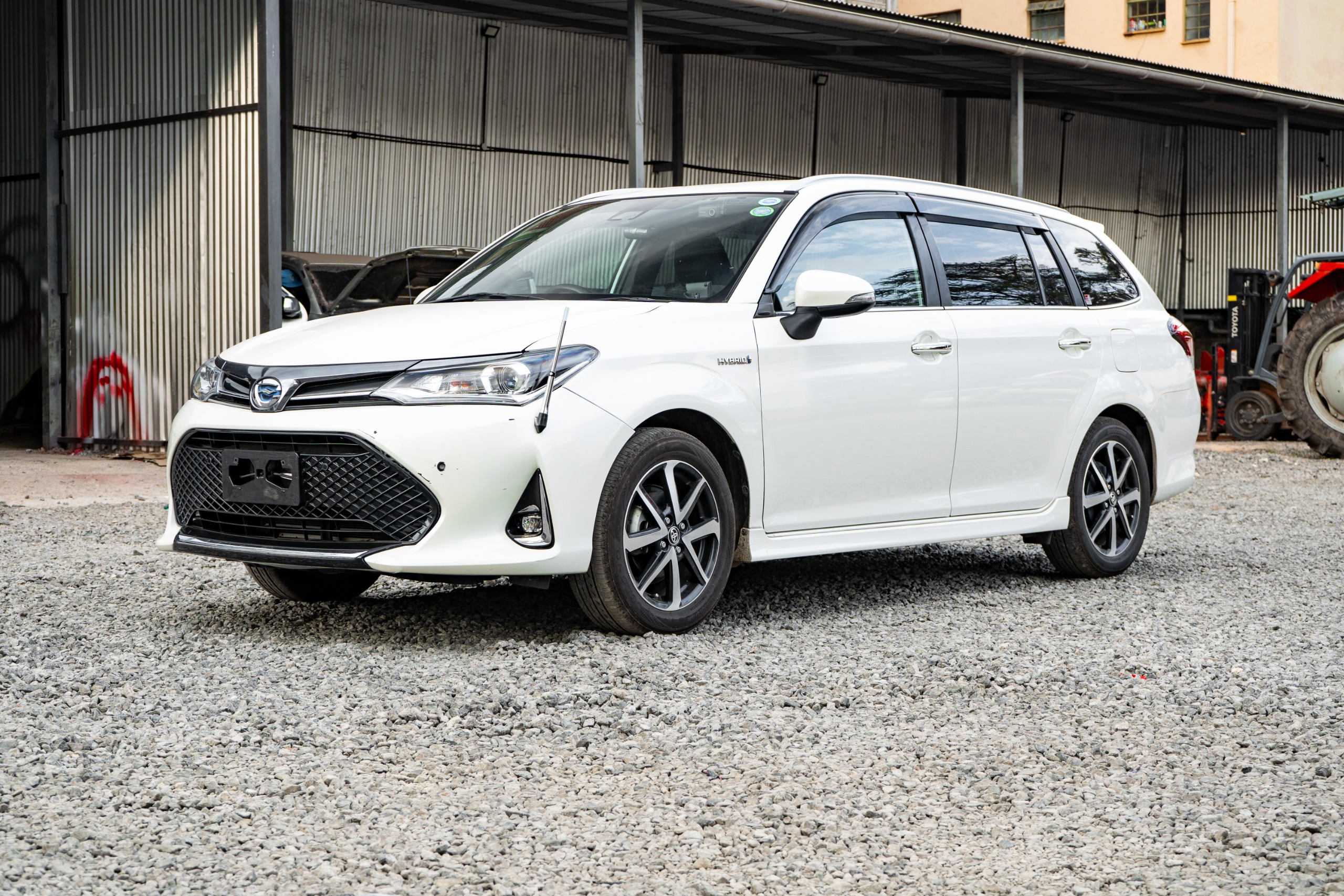 Toyota Fielder – Sammy Traders Ltd